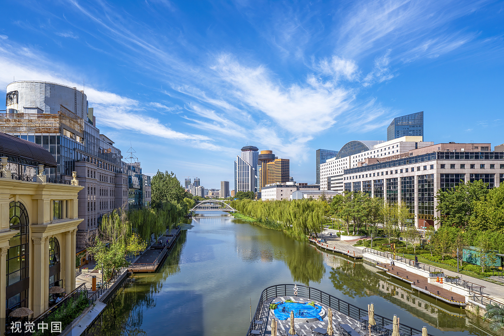 Beijing : la rivière Liangmahe devient de plus en plus populaire